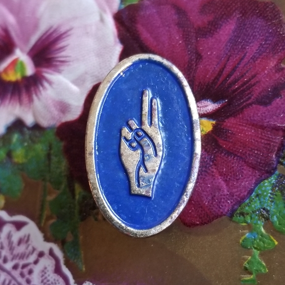 Vintage | Jewelry | Vintage Scouts Honor Pin Blue Enamel Gold Tone Hand ...